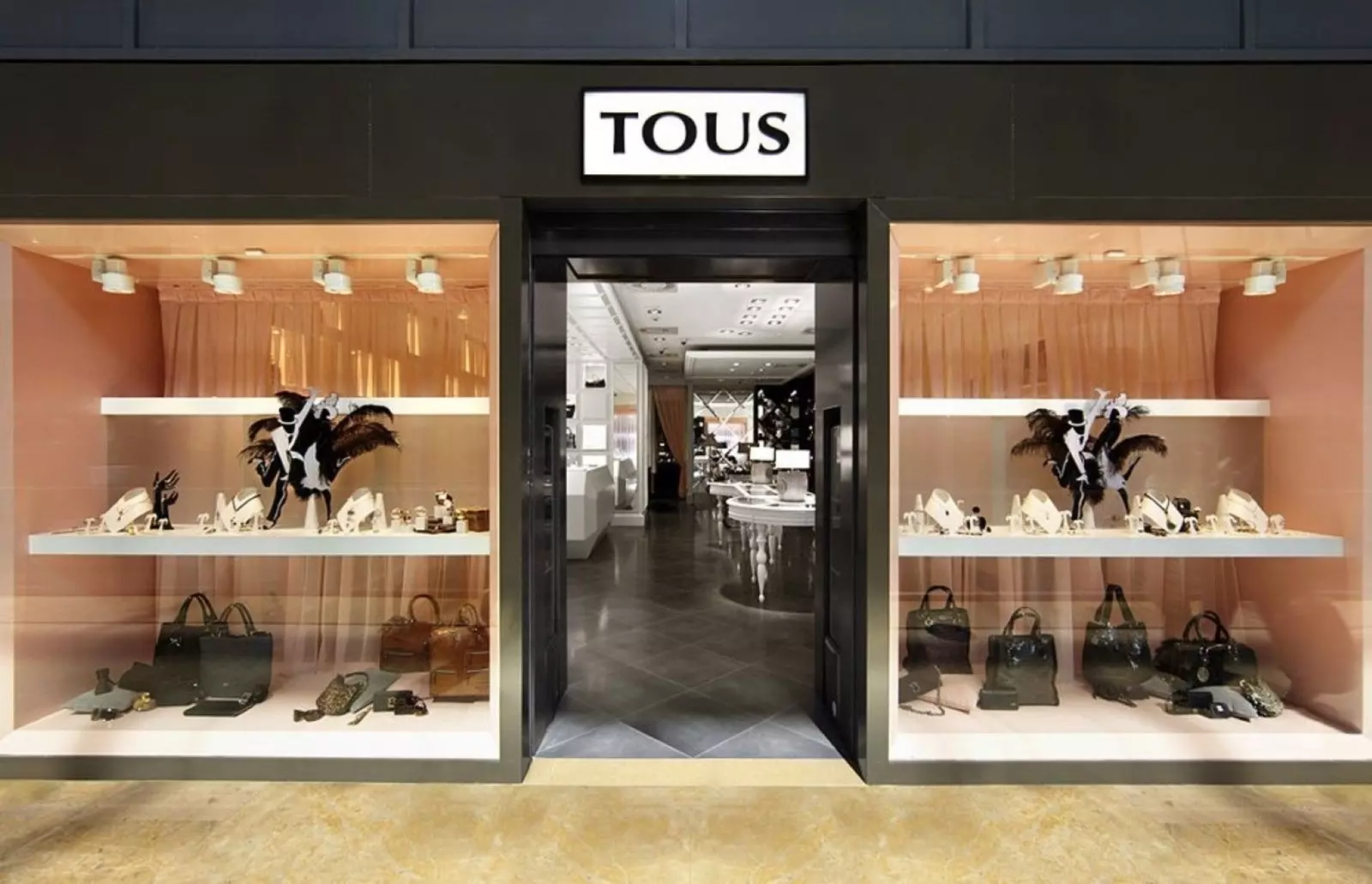 The Timeless Elegance of TOUS: How to Pair the Perfect Handbag with ...